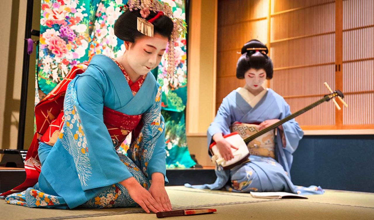 Geisha of Japan: Understanding the Facts, History & Myths