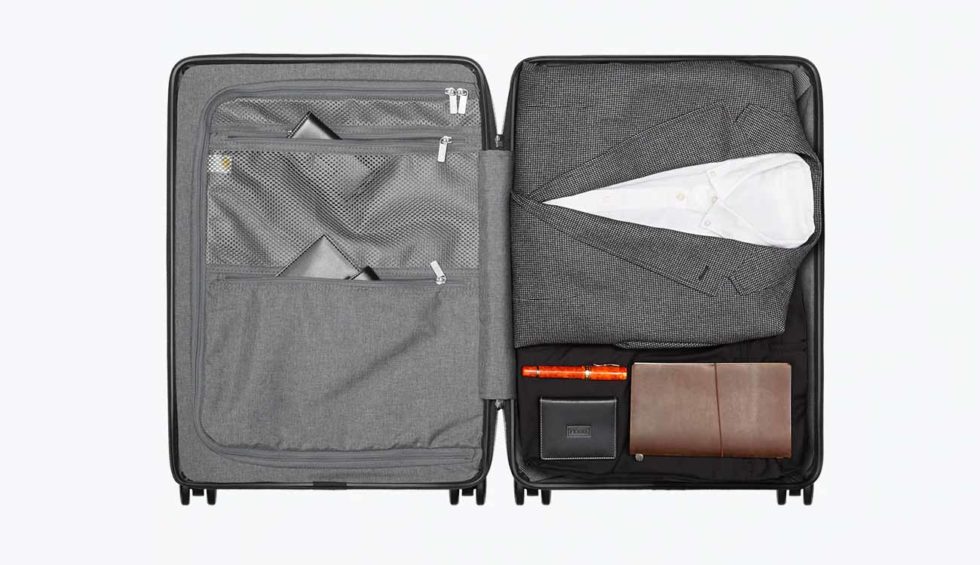 Best Carry-On Suitcase with Laptop Compartment: LEVEL8