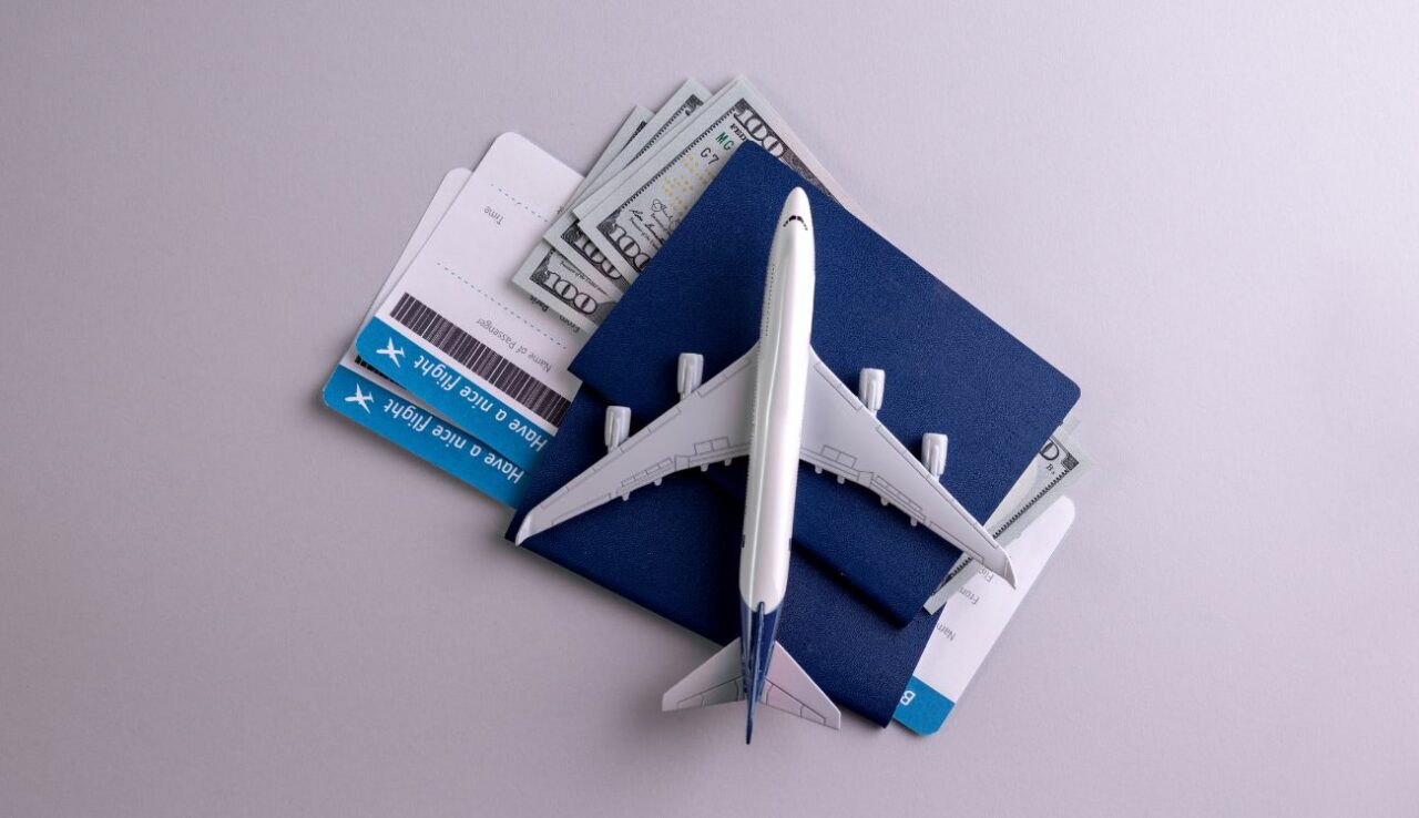5 Ways to Get Flight Reservation for Visa (FREE & Paid)